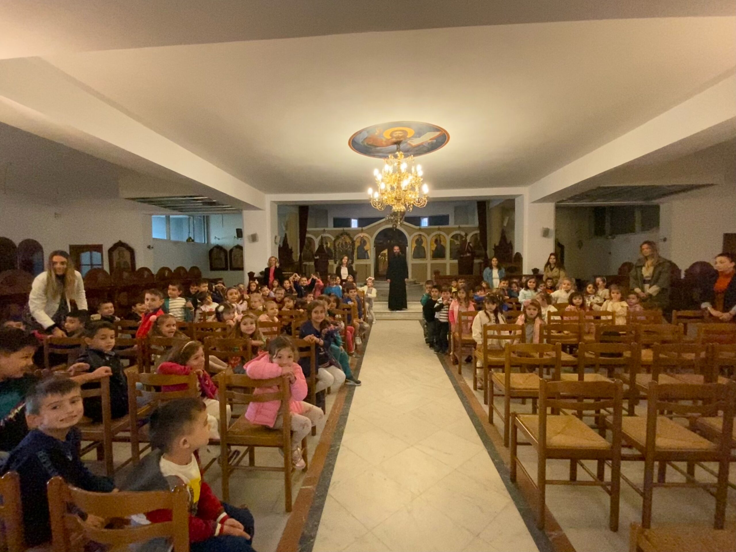 Μιλώντας στα παιδιά για τον Θεό. | Εκπαιδευτήρια Φρυγανιώτη