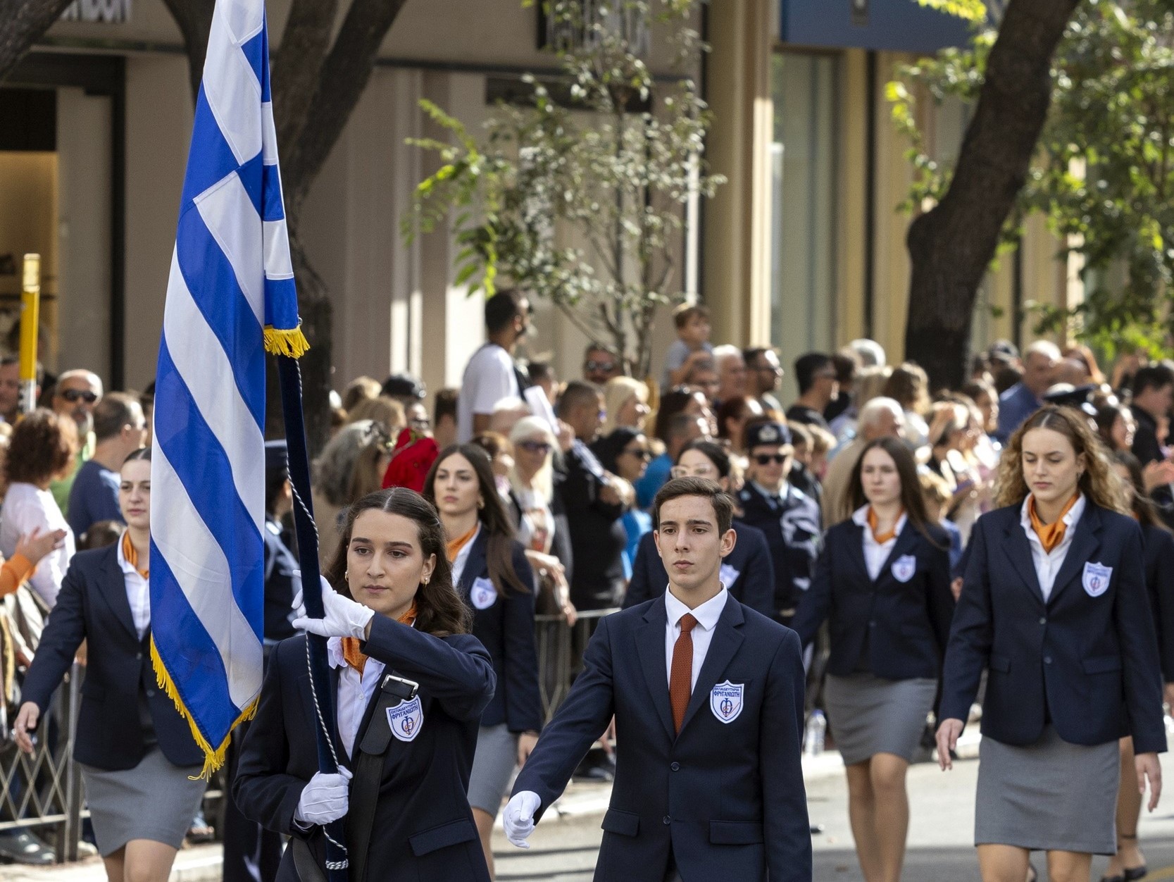 Τιμούμε τους ήρωες! Με δυναμική παρουσία! | Εκπαιδευτήρια Φρυγανιώτη